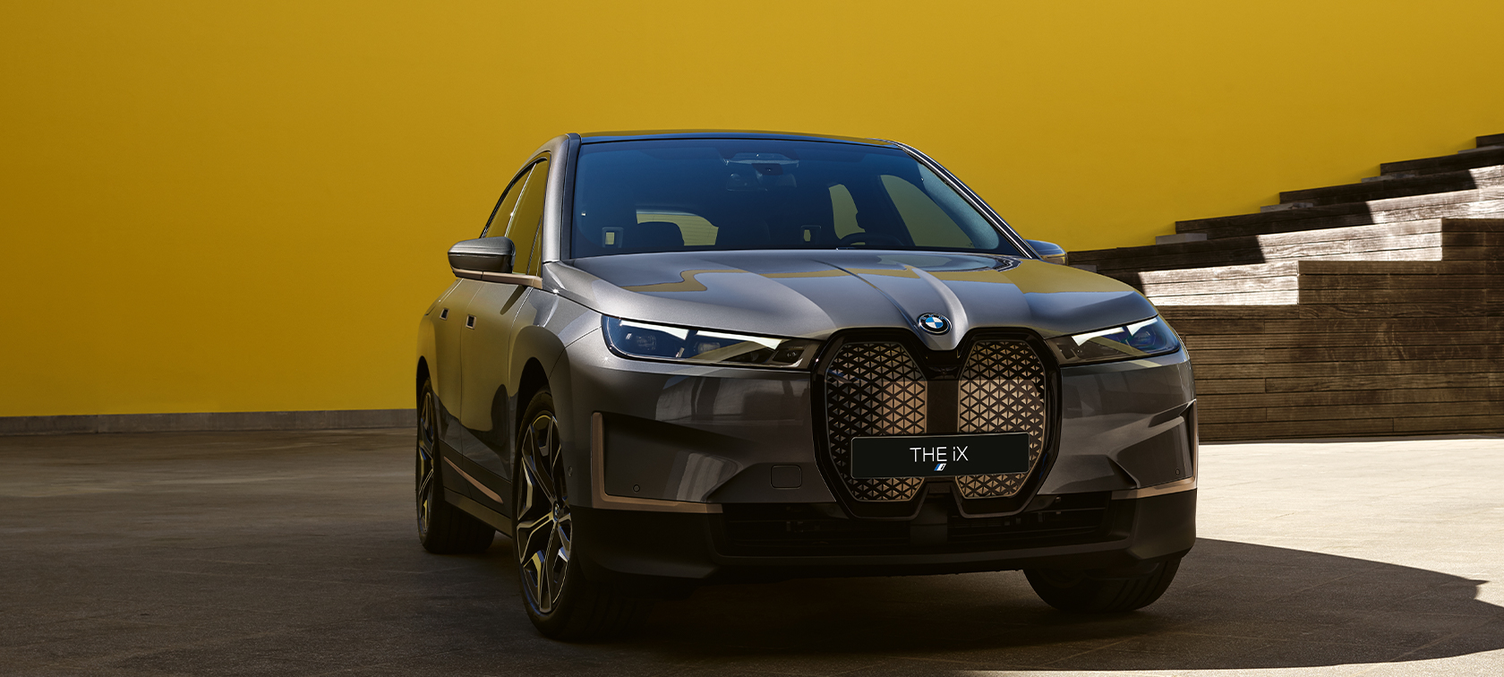 THE FIRST-All ELECTRIC BMW iX